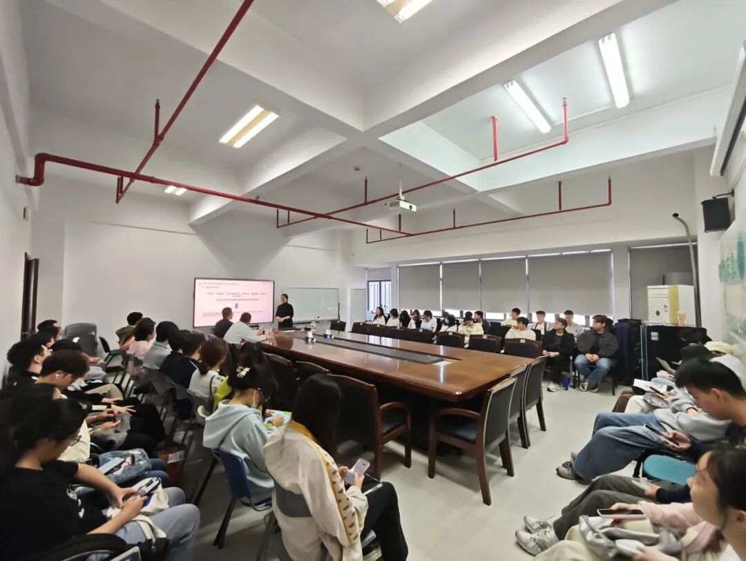 会计学院举行第十六期“财会审名家论坛” ——数据资源入表核算的估值与定价研究